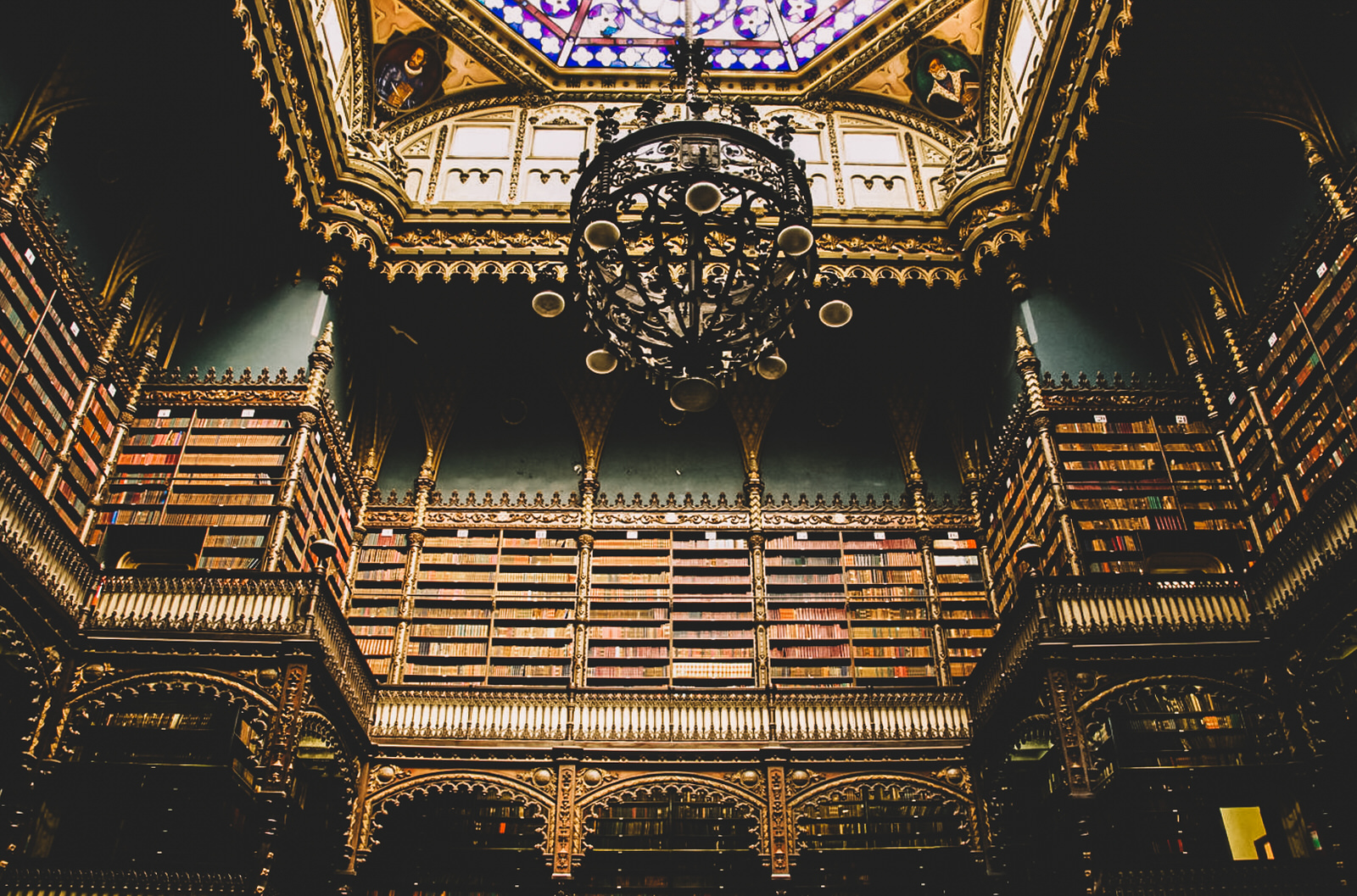 4 کتابخانه رویایی جهان که ما را به یاد کتابخانه های گوارتز در فیلم هری ...